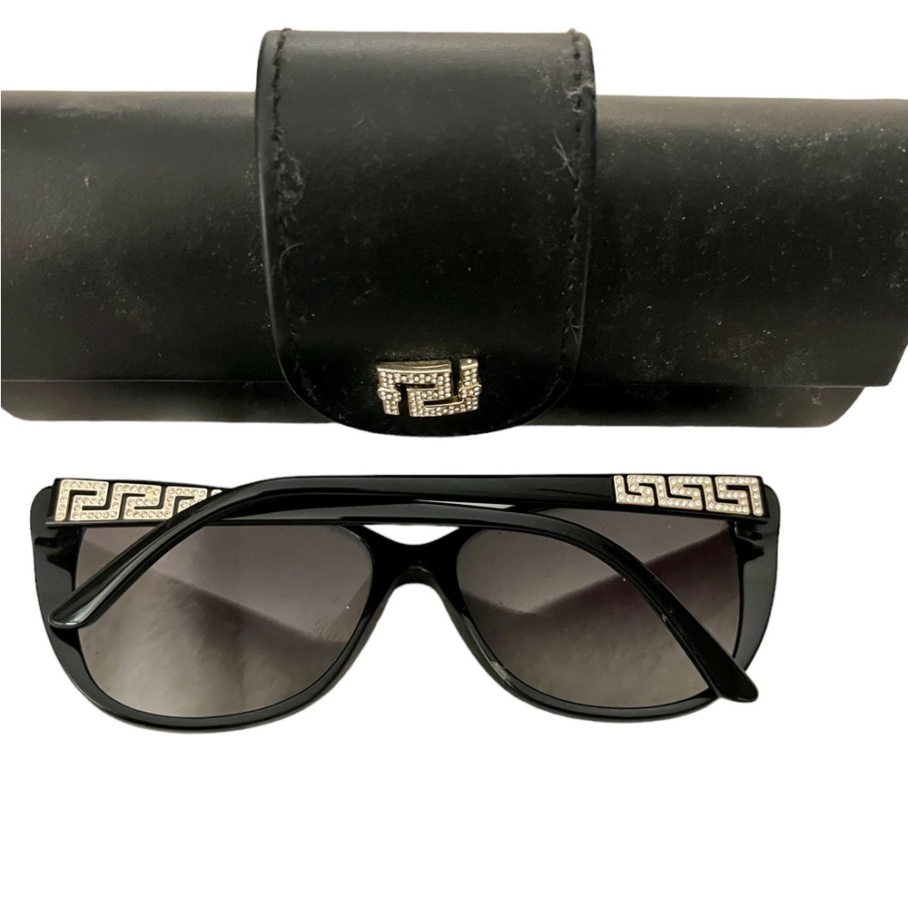 Authentic Versace Sunglasses! Case Included! Great Co… - Gem